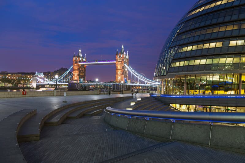 London city hall at night stock image. Image of england - 11181511