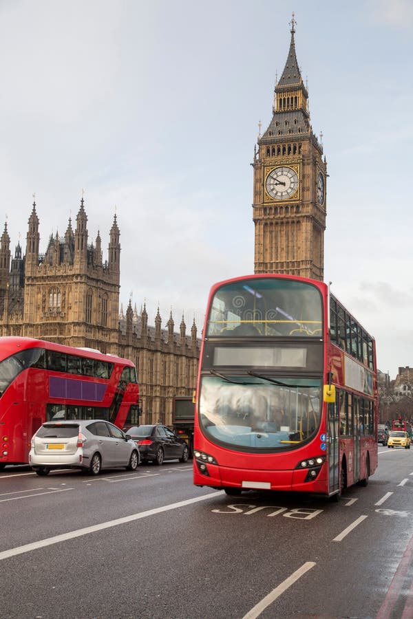 London - double-decker bus editorial photography. Image of cathedral ...