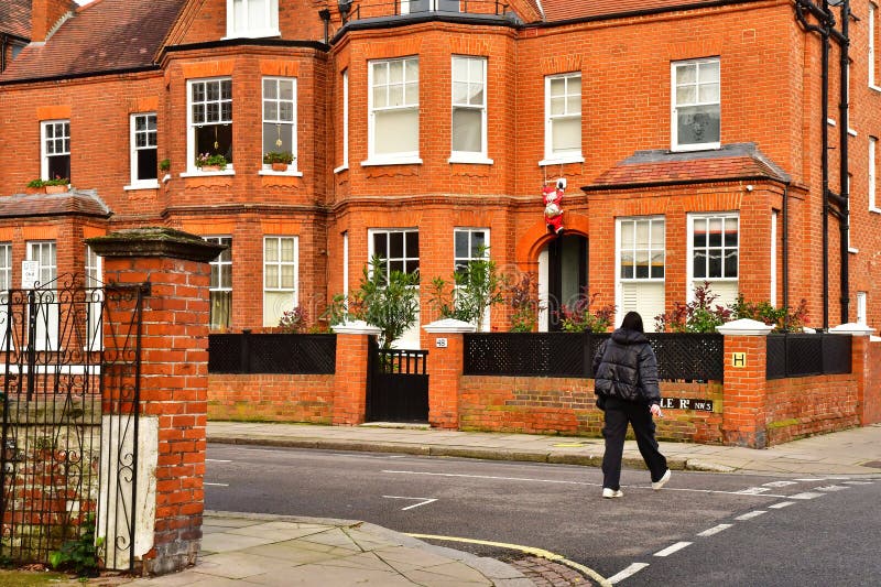 London, England - December 15 2023 : Belsize Park District Editorial ...