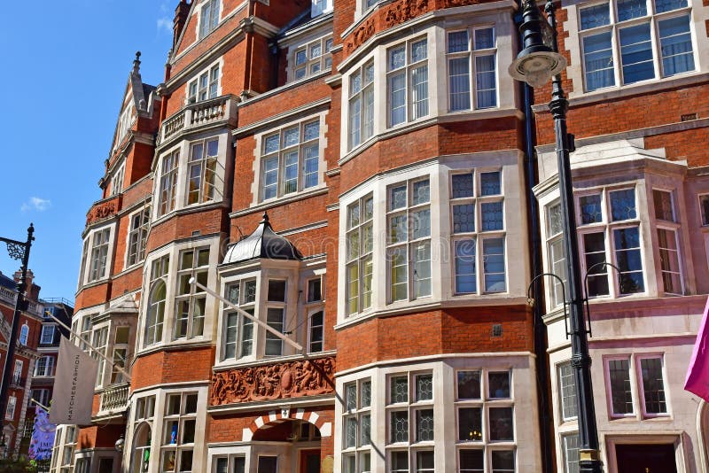 London; England - June 25 2022 : Mayfair District Editorial Stock Photo ...