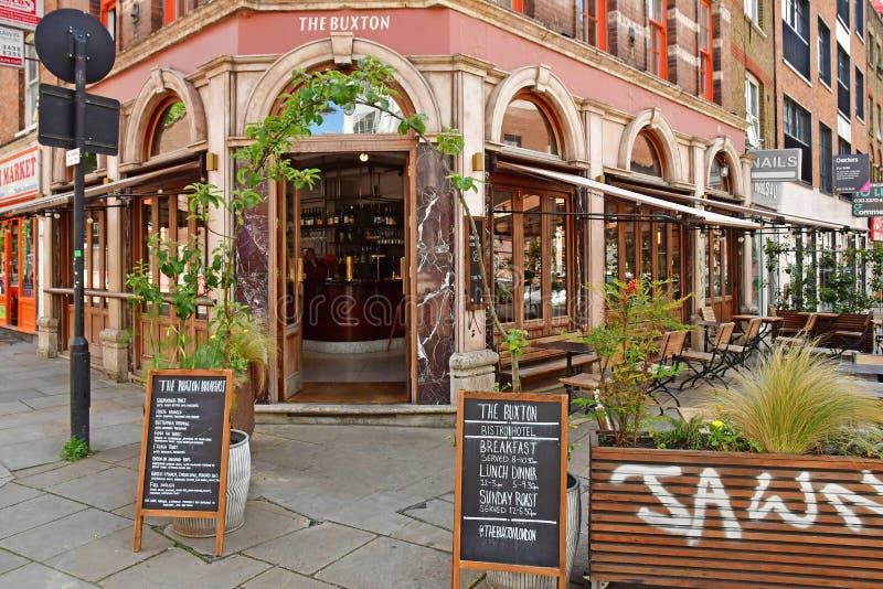 London; England - June 25 2022 : Whitechapel District Editorial Photo ...