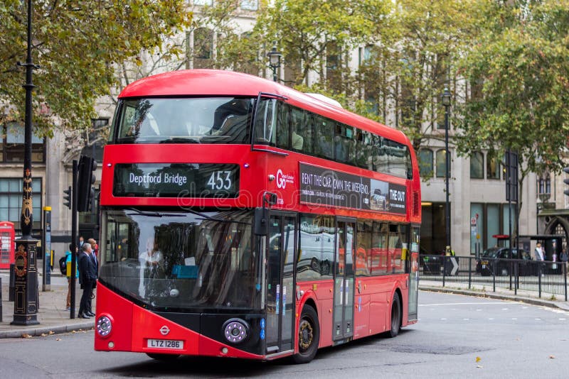 Double Deck Routemaster Bus, Line 453 in Central London Editorial Stock ...