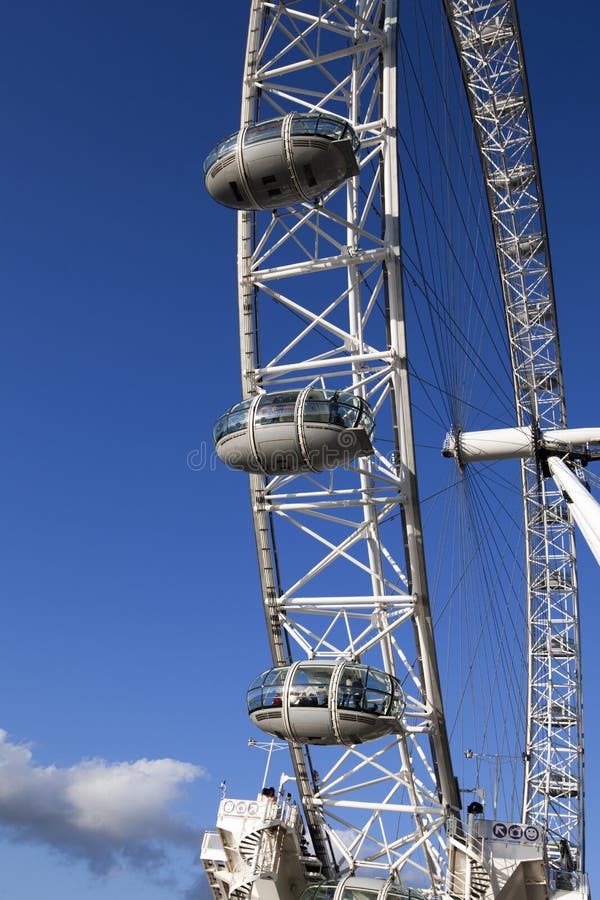London Eye Architectural Structure Editorial Photography - Image of ...