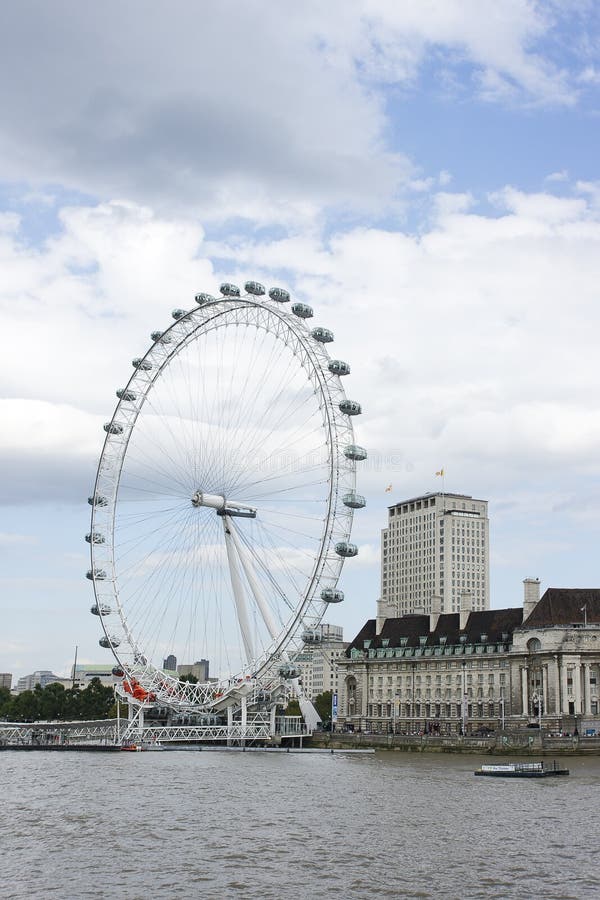 LondonÂ Eye and River Thames, United Kingdom Editorial Image - Image of ...