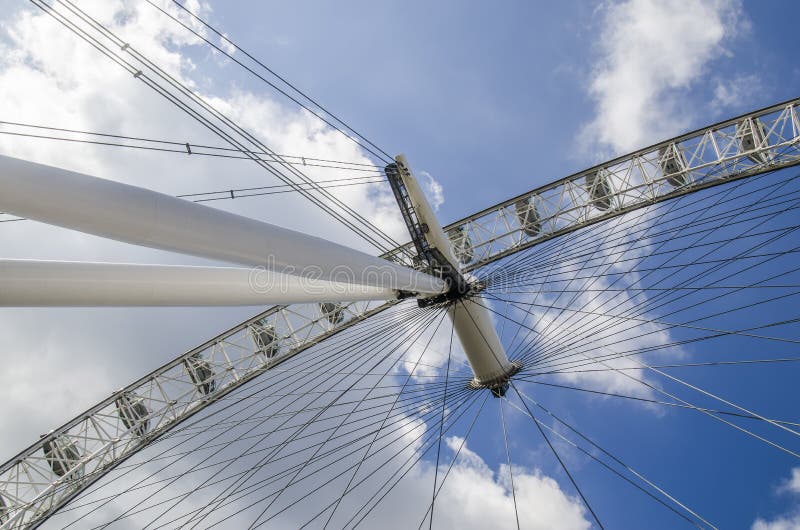 London Eye Architectural Structure Editorial Photography - Image of ...