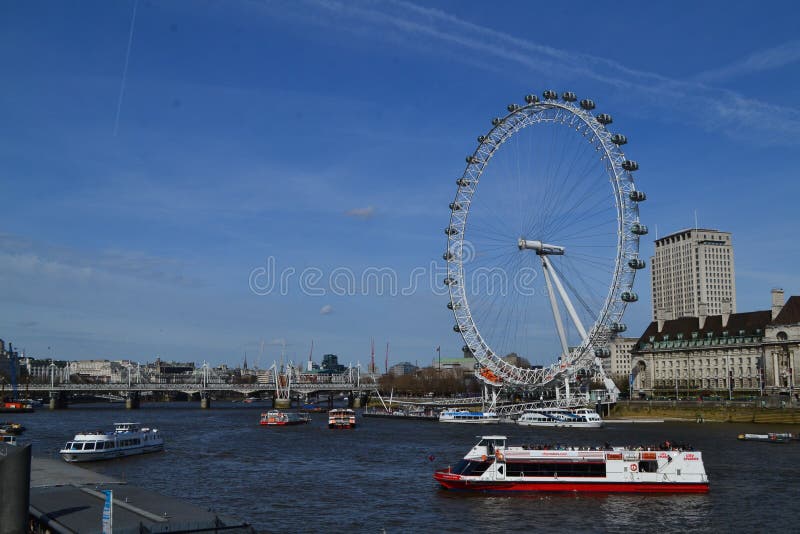 London Eye view editorial photography. Image of parliament - 97522042