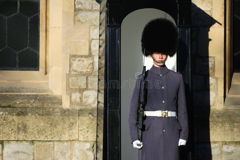 London guard editorial stock image. Image of watch, uniform - 18361544