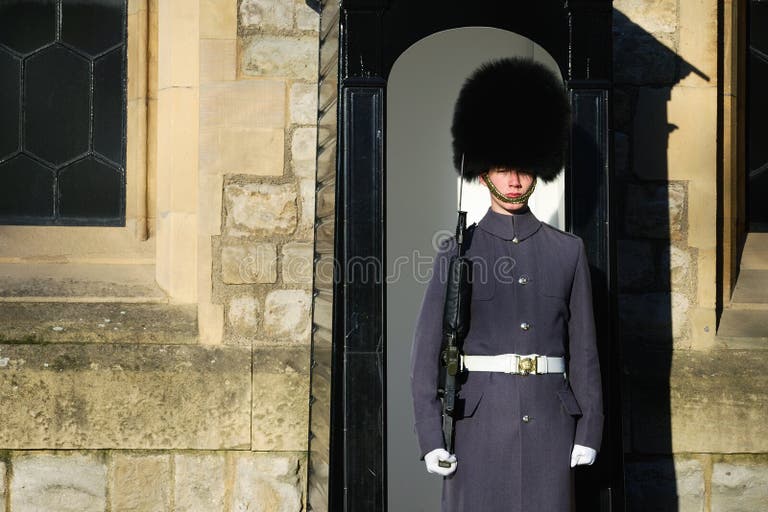 London guard editorial stock image. Image of watch, uniform - 18361544