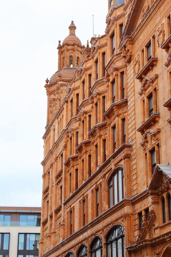 London Harrods stock photo. Image of harrods, european - 237330456