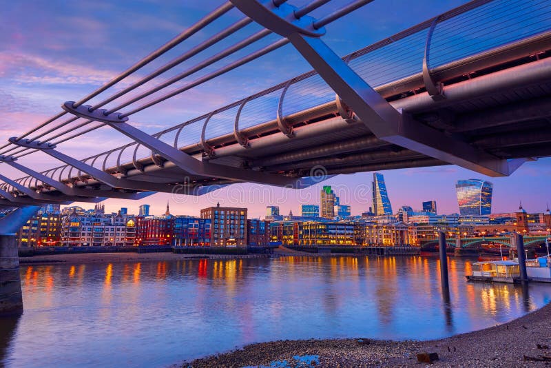 London Millennium Bridge Skyline UK Editorial Photo - Image of island ...
