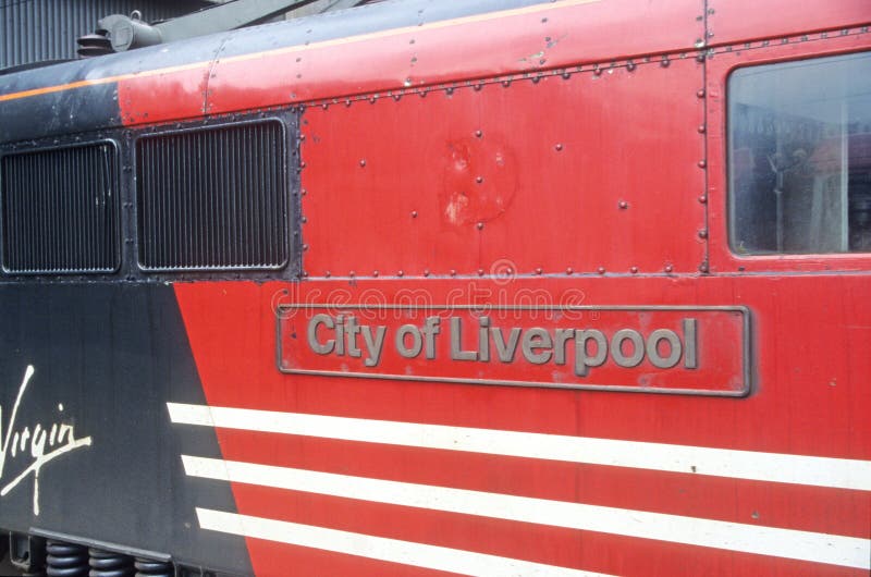 London Rail. Train Waiting at Platform Euston Station UK 2003 Editorial ...