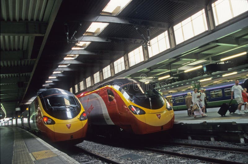 London Rail. Stationary Trains at Platform UK 2003 Editorial ...