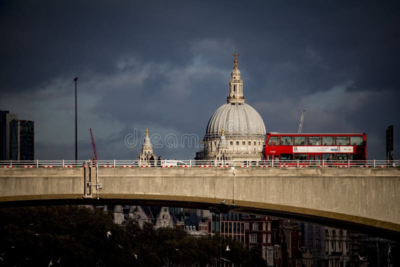 London Red Bus Over a Bridge Editorial Photo - Image of canal, bridge ...