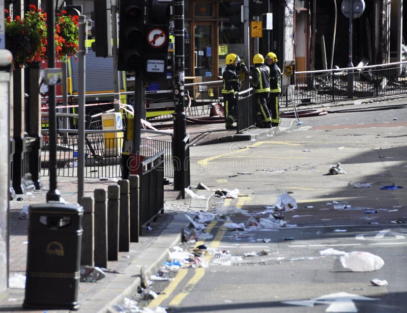 London Riots Aftermath, Clapham Junction Editorial Photo - Image of ...
