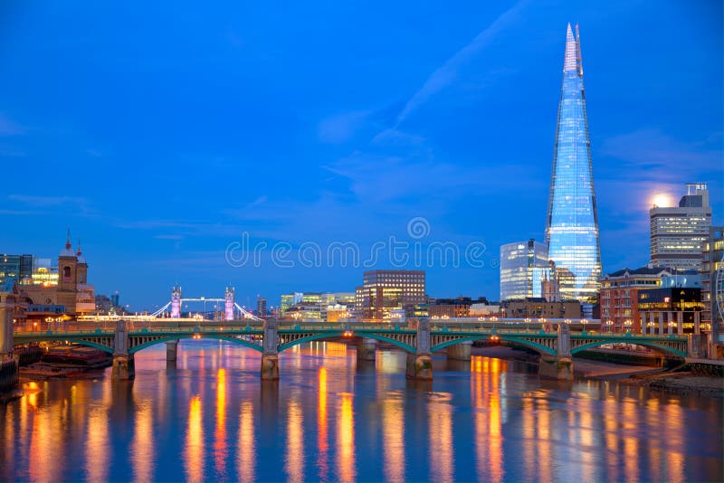 London Skyline Sunset on Thames River Editorial Photography - Image of ...
