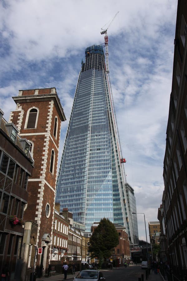 London Street Scene with the Shard Editorial Image - Image of building ...