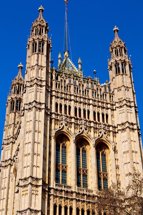 In London Structure and Sky Stock Photo - Image of culture, capital ...