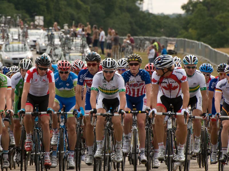 London Surrey Classic Cycle Race Editorial Photo - Image of peleton ...