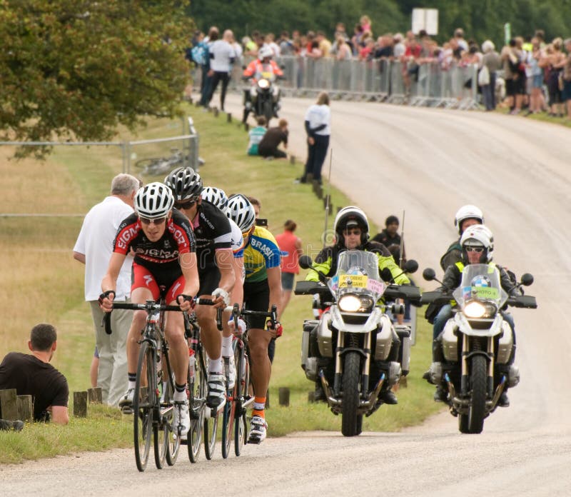 London Surrey Classic Cycle Race Editorial Image - Image of athletes ...