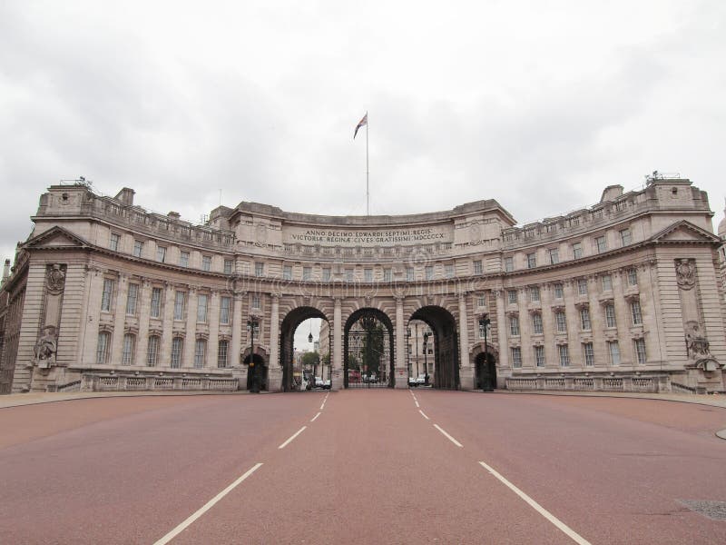London telephone box stock image. Image of design, english - 39022767