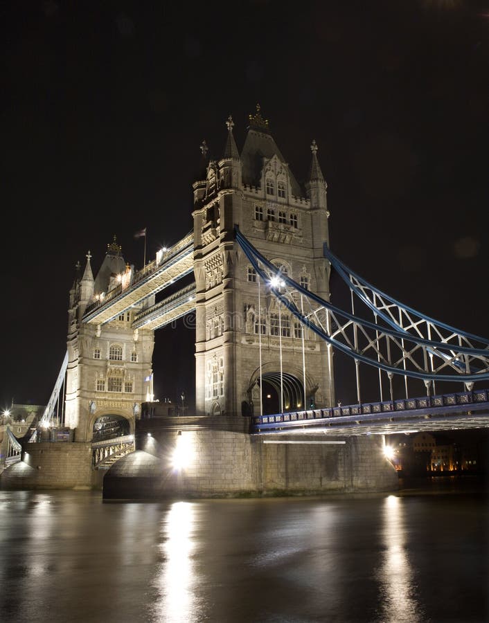 11,573 Tower Bridge Night Illumination Stock Photos - Free & Royalty ...