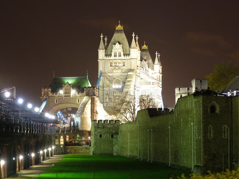 London - Tower Bridge by Night Stock Image - Image of gaol, english ...