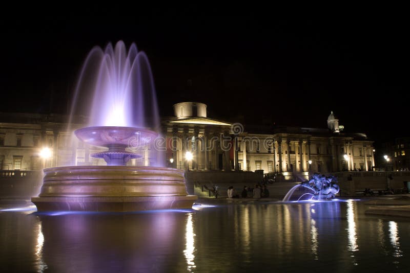 London - Trafalgar Square in Night Editorial Photography - Image of ...