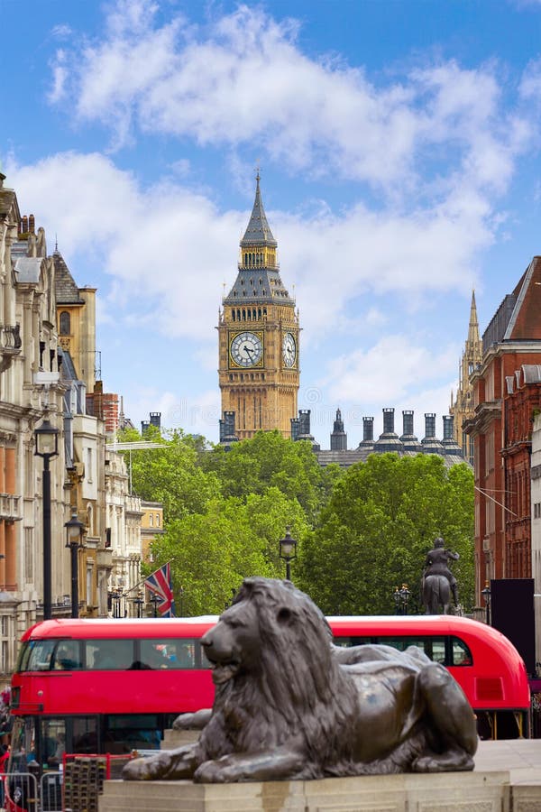 London Trafalgar Square in UK Editorial Stock Photo - Image of island ...