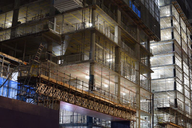 London/UK Dec 12 2019: Nighttime Image of Construction in London Stock ...
