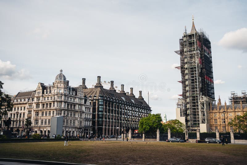 Almost Empty Parliament Square on Sunny Sunday Editorial Photography ...