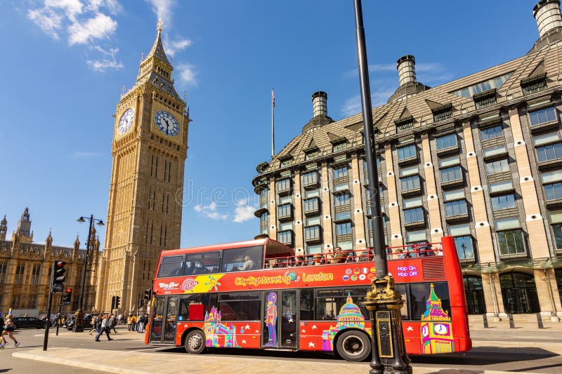 Sightseeing Bus and Big Ben Tower, London, UK Editorial Photography ...