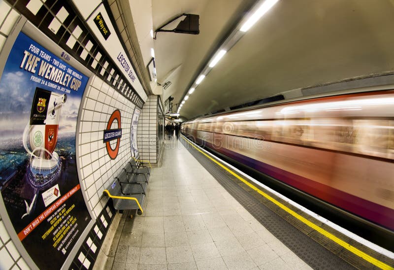 London Underground editorial stock photo. Image of move - 27999253