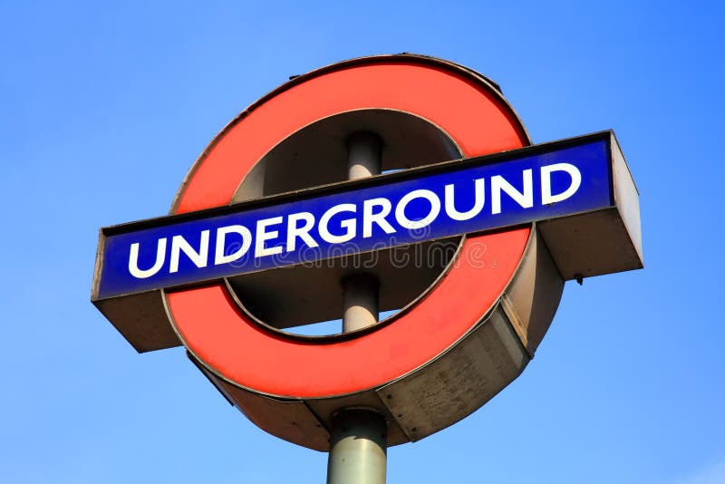 London Underground Bakerloo Line Train Stock Photos - Free & Royalty ...