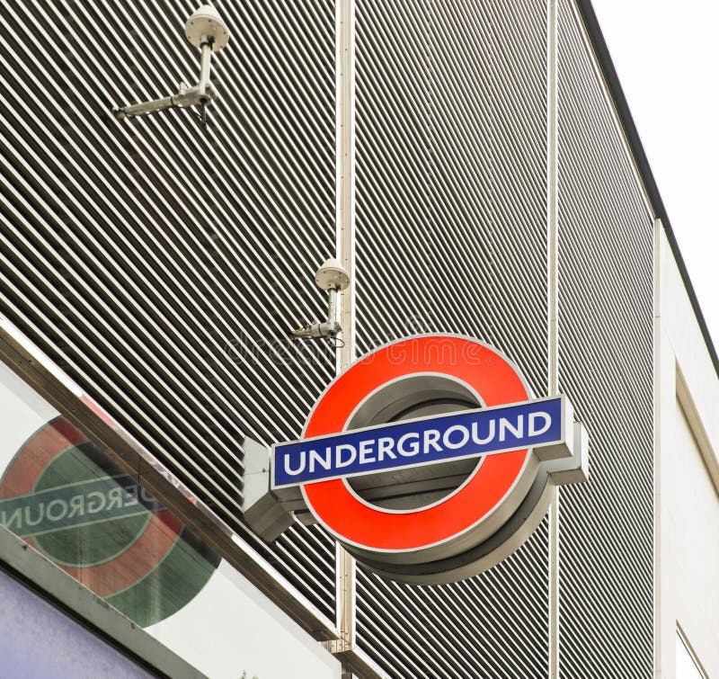 London Underground editorial image. Image of street, urban - 45745725