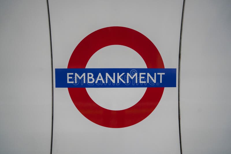 London Underground Station Embankment - LONDON, ENGLAND - SEPTEMBER 14 ...