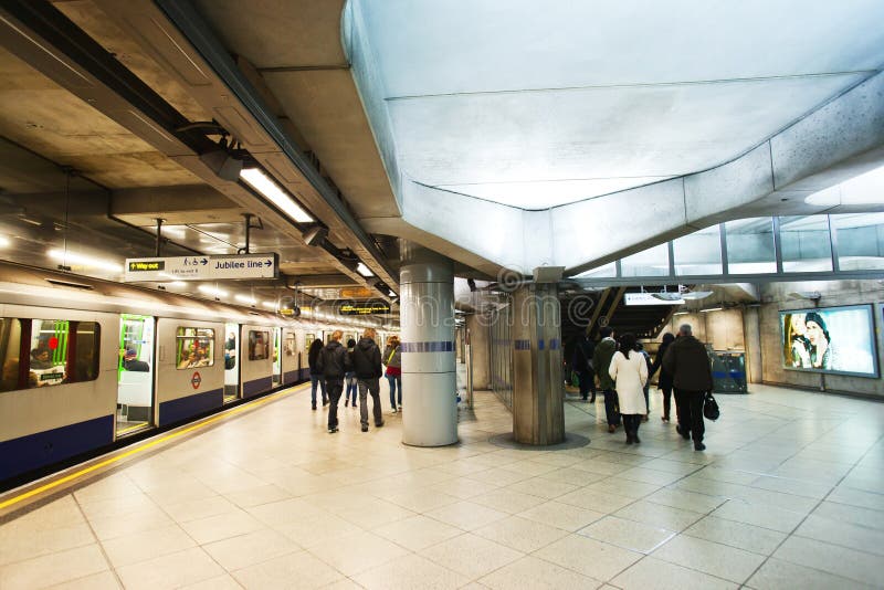 London Underground Train Station Editorial Stock Photo - Image of ...