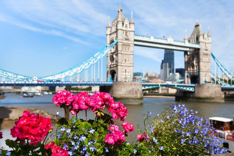 London view in summer stock image. Image of sunny, england - 62013809