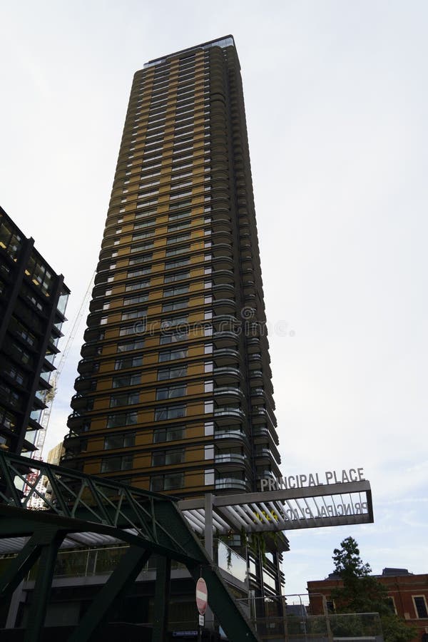 Londra - edifici moderni fotografia editoriale. Immagine di reale ...