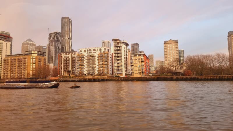Londra Tamisa river stock image. Image of tower, bridge - 357539903