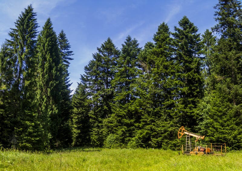 Lonely oil pump stock image. Image of fossil, drill - 165763443