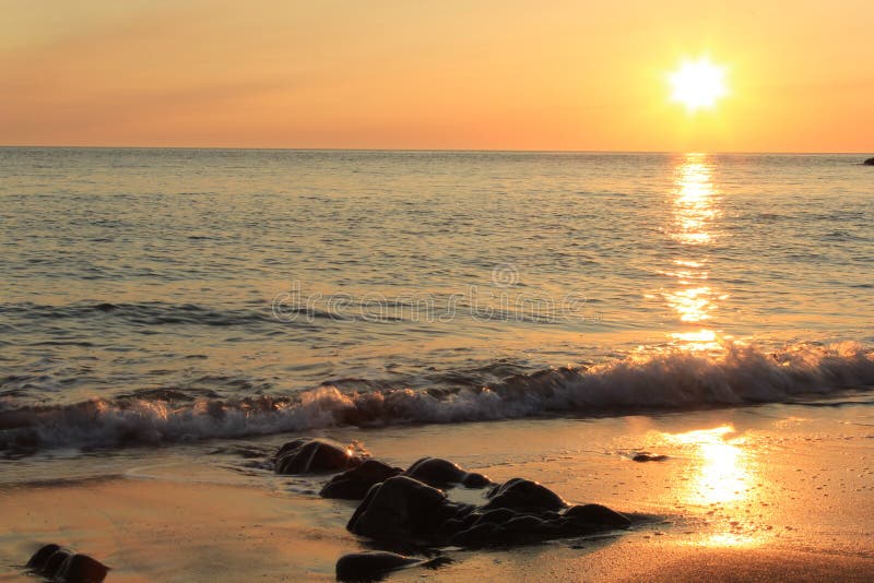 Lonely sunset stock photo. Image of peace, sunset, tranquillity - 32371870