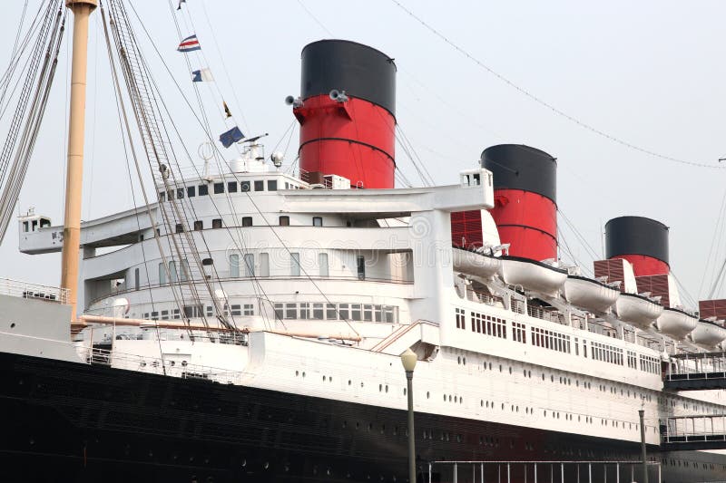 Long Beach, CA Sept 14, 2020 Queen Mary Ship Editorial Image - Image of ...