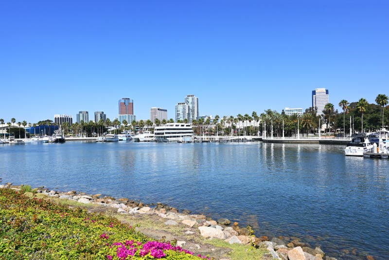 LONG BEACH, CALIFORNIA - 3 OCT 2022: Rainbow Harbor and the Long Beach ...