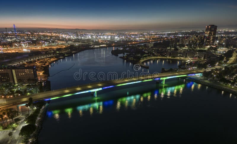 Queensway Bridge at dusk editorial stock photo. Image of dock - 253684098