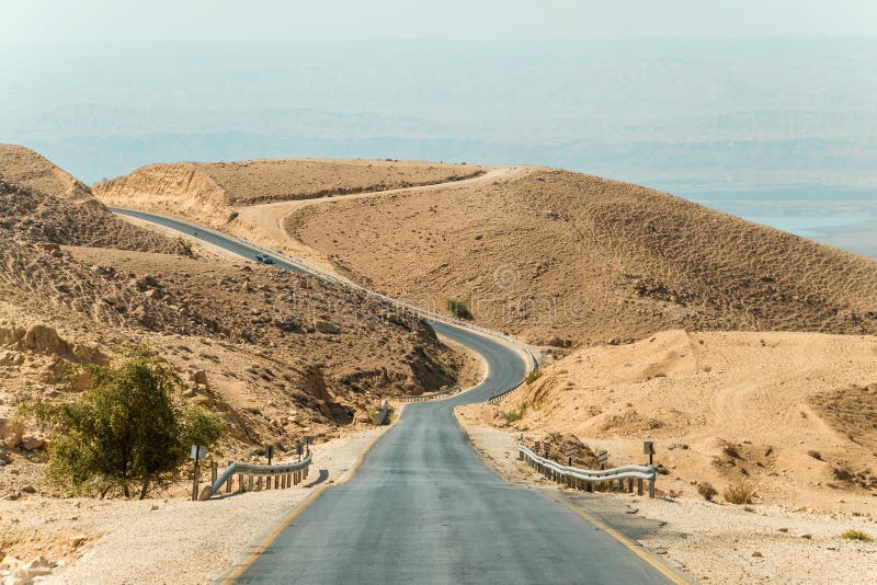 Long Desert Road Stretching. Empty Asphalt Road in the Middle of Desert ...