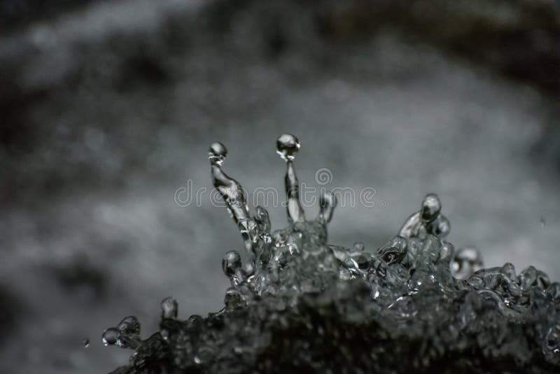 Long Drops in a Water Detail Stock Image - Image of naturally ...