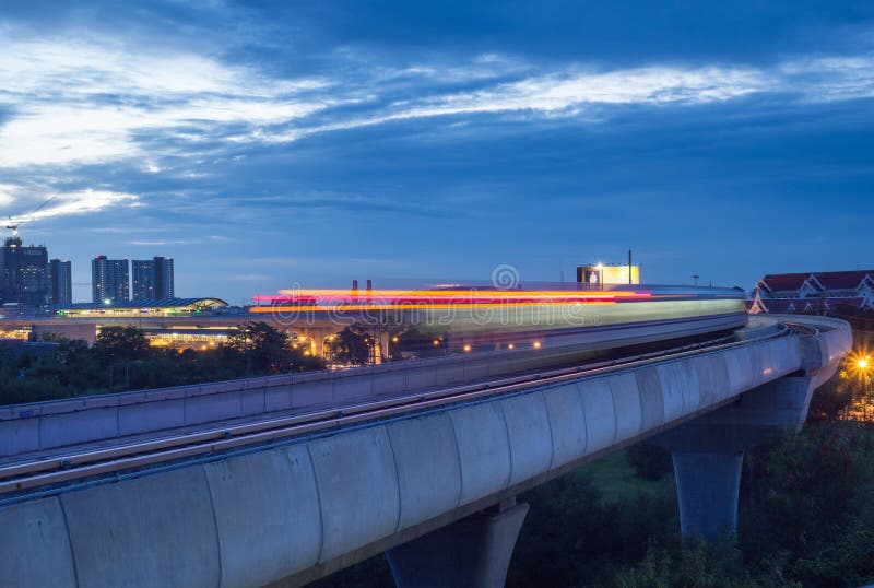 Long Exposure Shot of a Train Stock Image - Image of railway, blurred ...