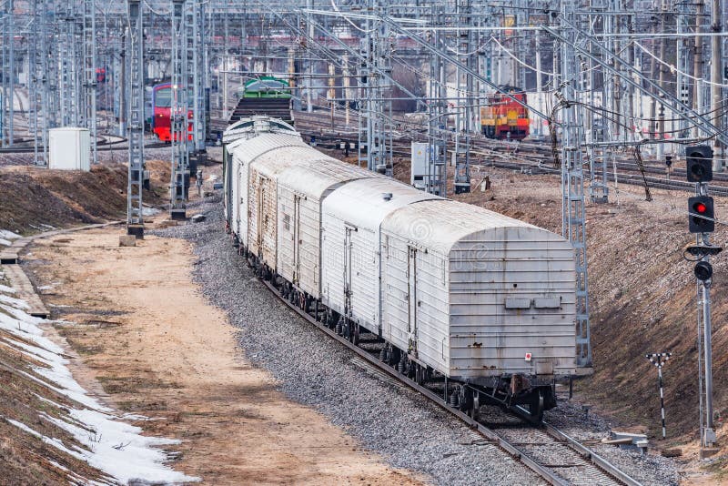 Long Freight Train Approaches. Stock Photo - Image of track, locomotive ...
