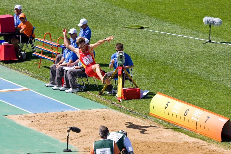Long jump, women editorial image. Image of barcelona - 15443165