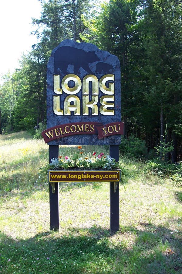 Long Lake, NY, Adirondacks, October 9, 2018: Adirondack Hotel at ...